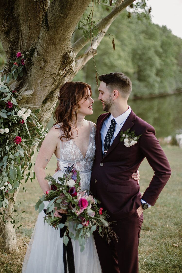 🤵 ️ 18 Best Mens Burgundy Wedding Tuxedo & Suit 2023